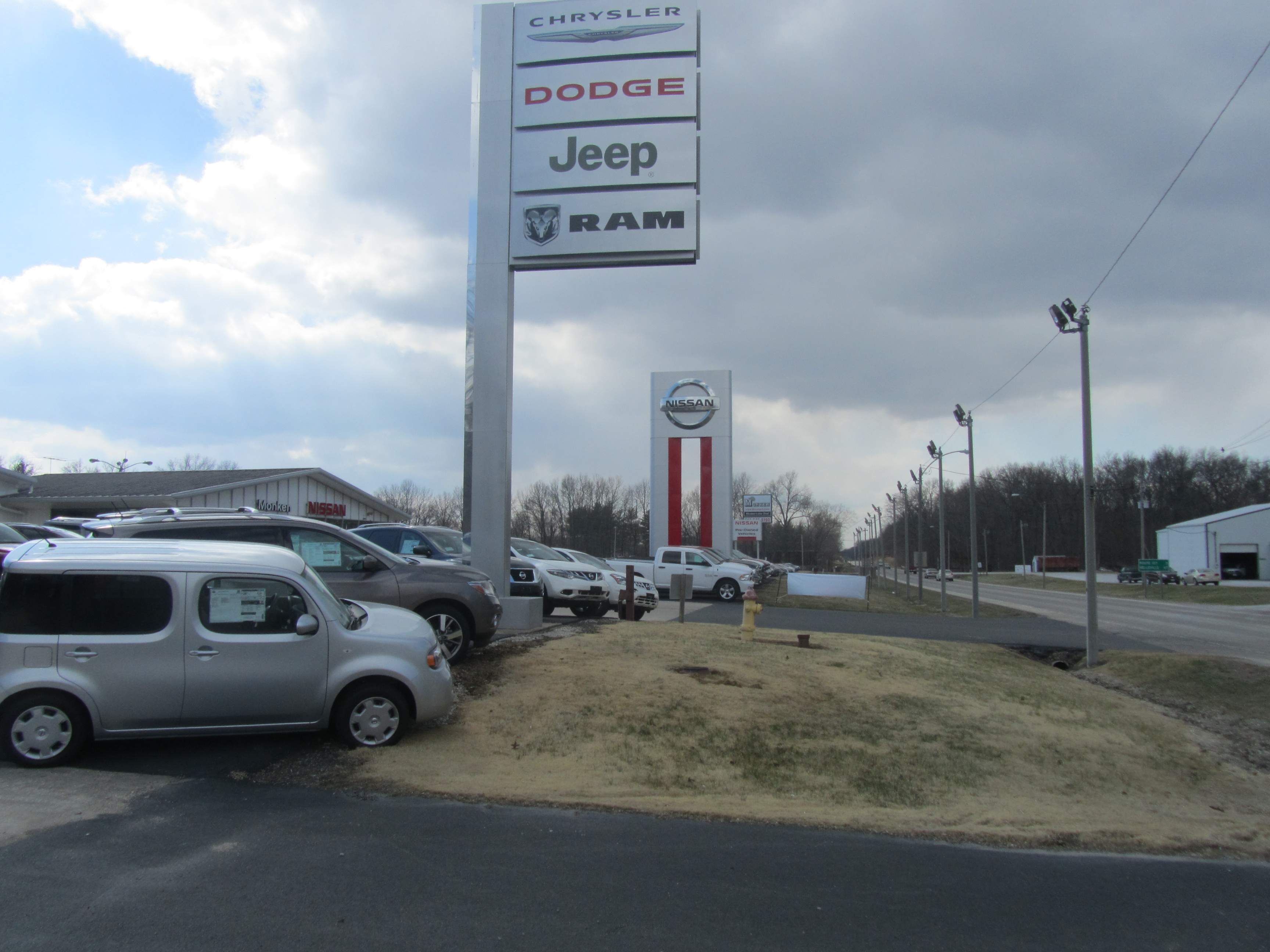 Monken Nissan Chrysler Dodge Jeep RAM in Centralia, IL | 117 Cars ...