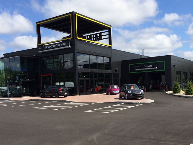 New Country MINI in Hartford, CT | Rated 5 Stars | Kelley Blue Book