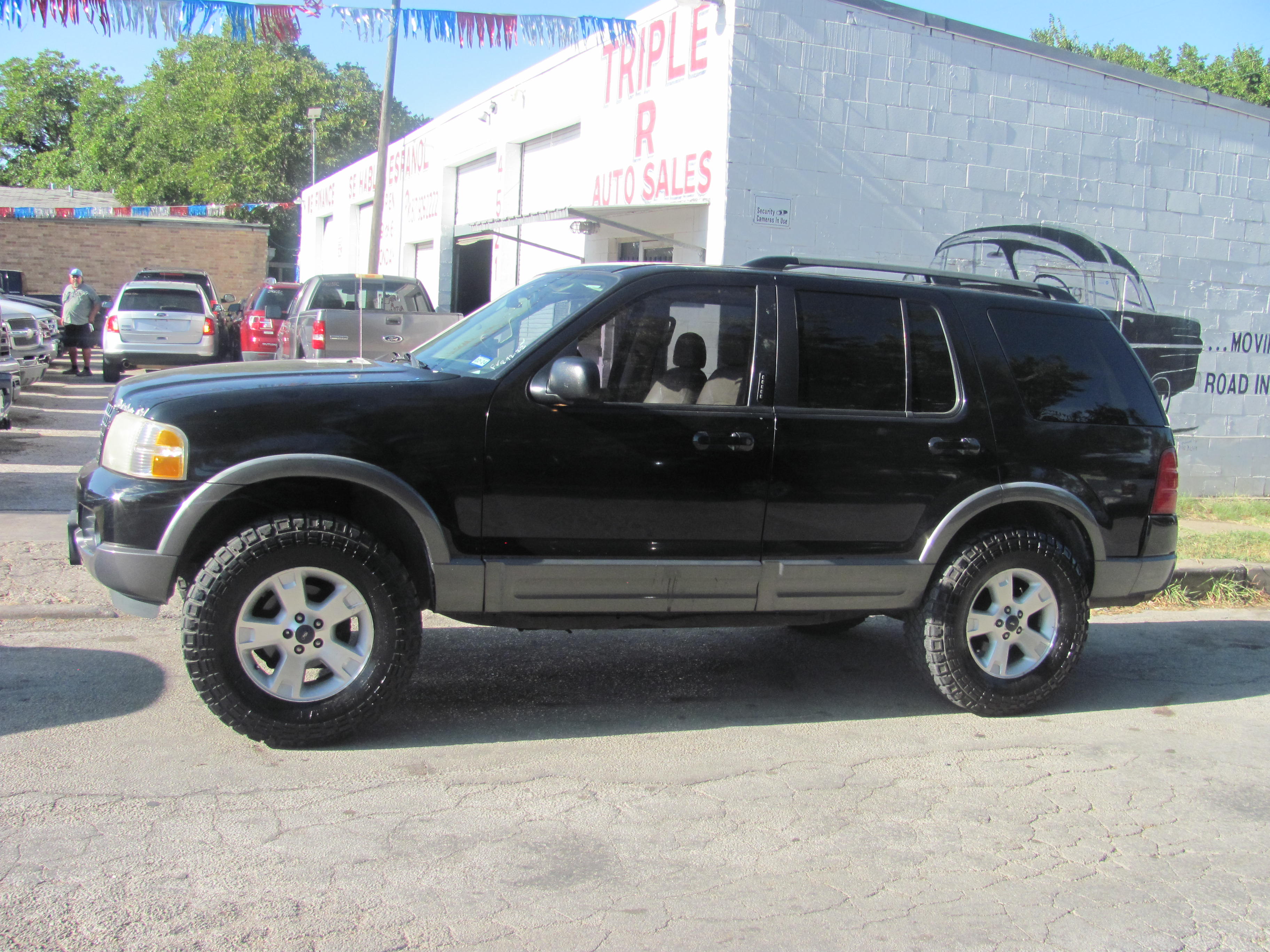 2003 Ford Explorer Xlt Lifted
