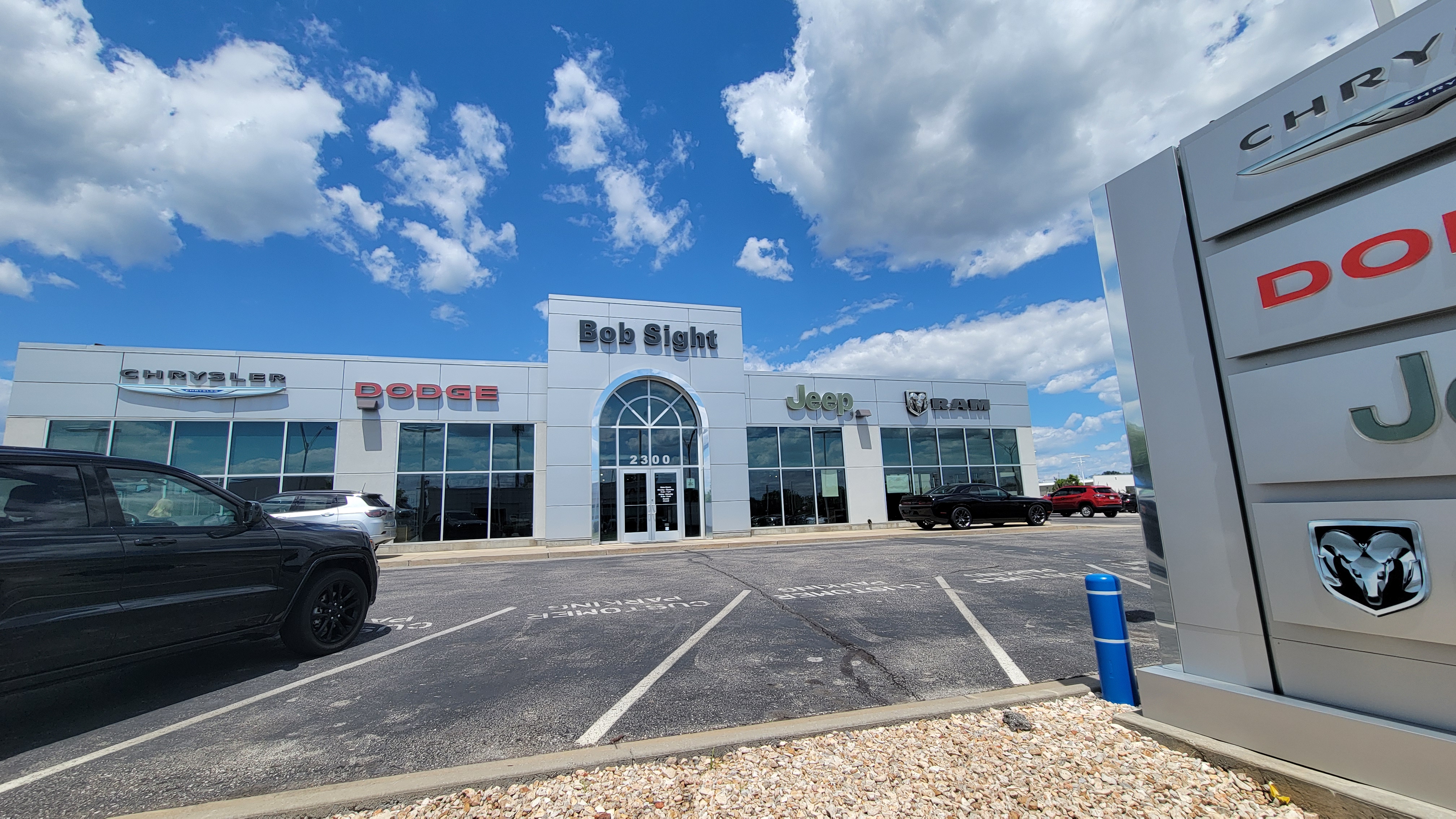 Bob Sight Chrysler Dodge Jeep Ram in Lawrence, KS | 169 Cars Available ...