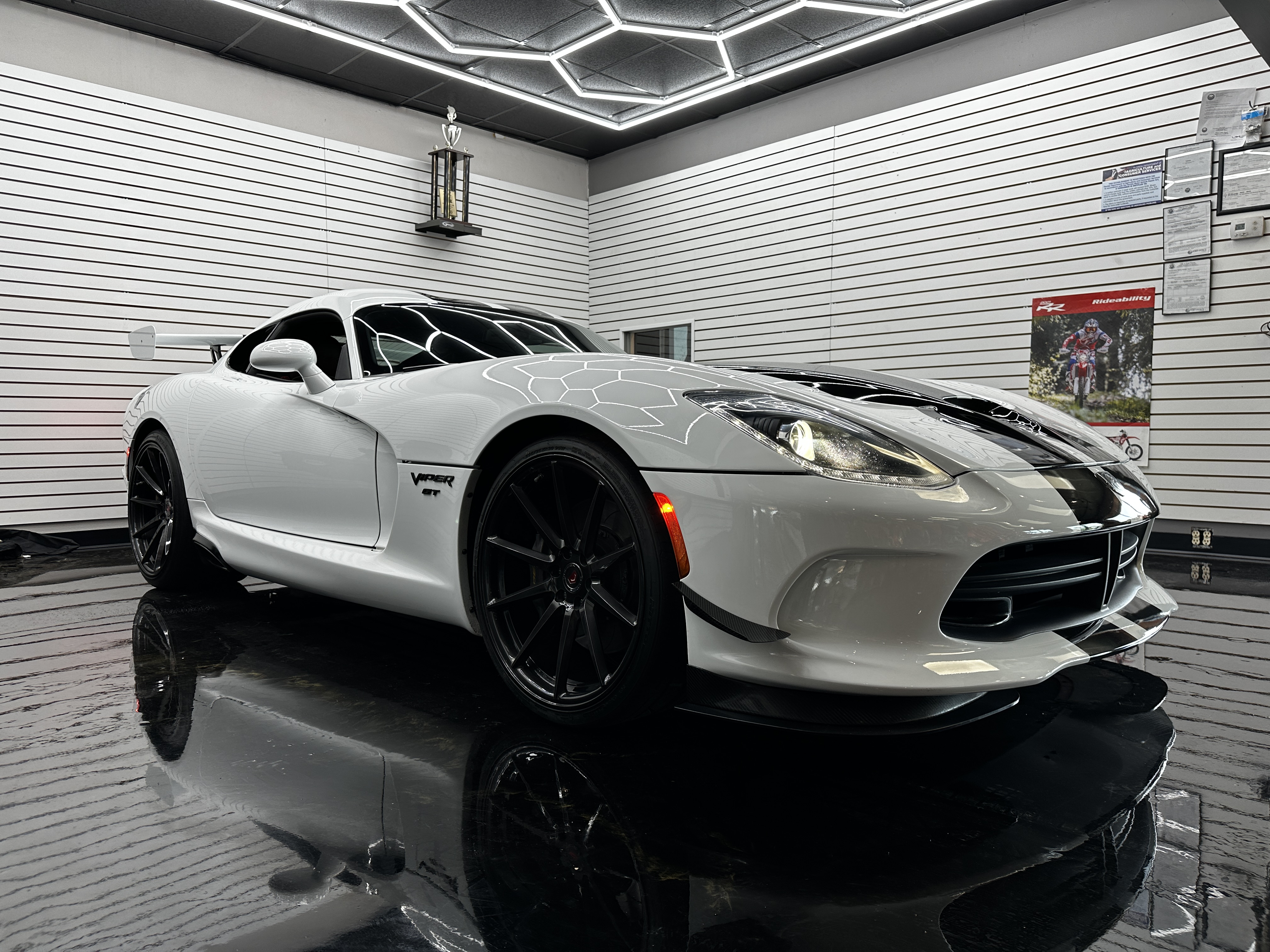 2022 Srt Viper Ta Black