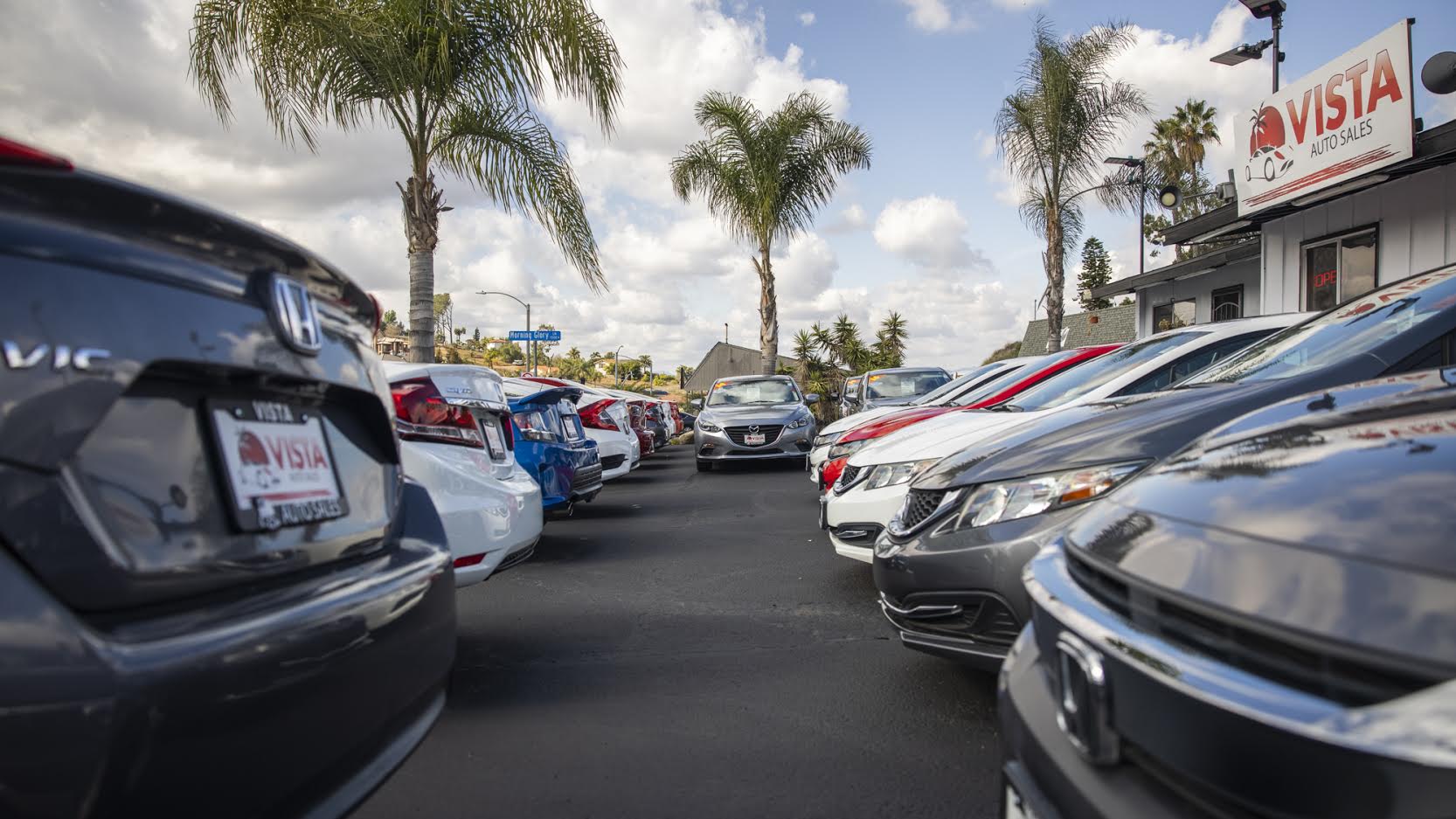 Vista Auto Sales in Vista, CA | Rated 4.9 Stars | Kelley Blue Book