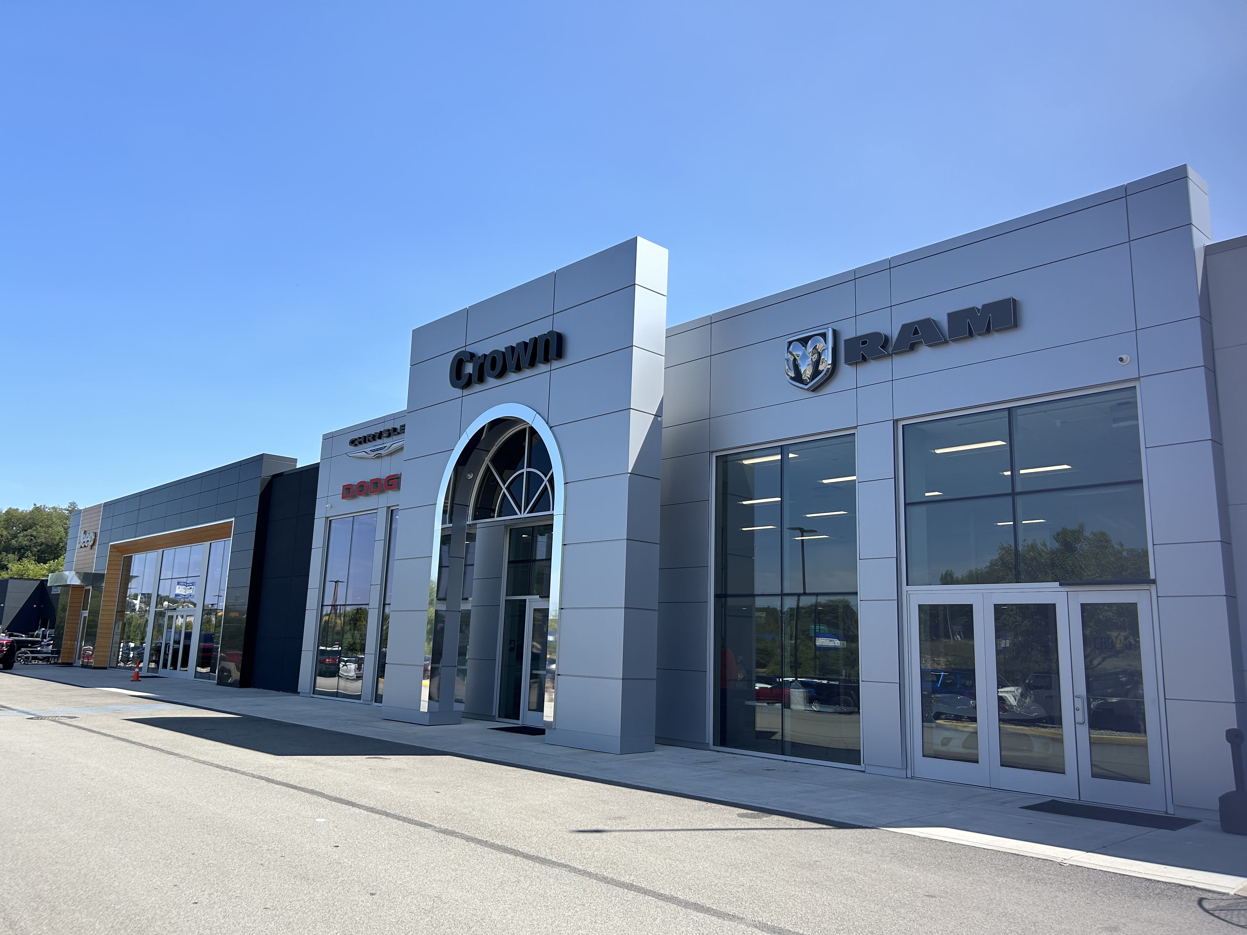 Crown Chrysler Dodge Jeep Ram in Washington, PA | 316 Cars Available | Autotrader