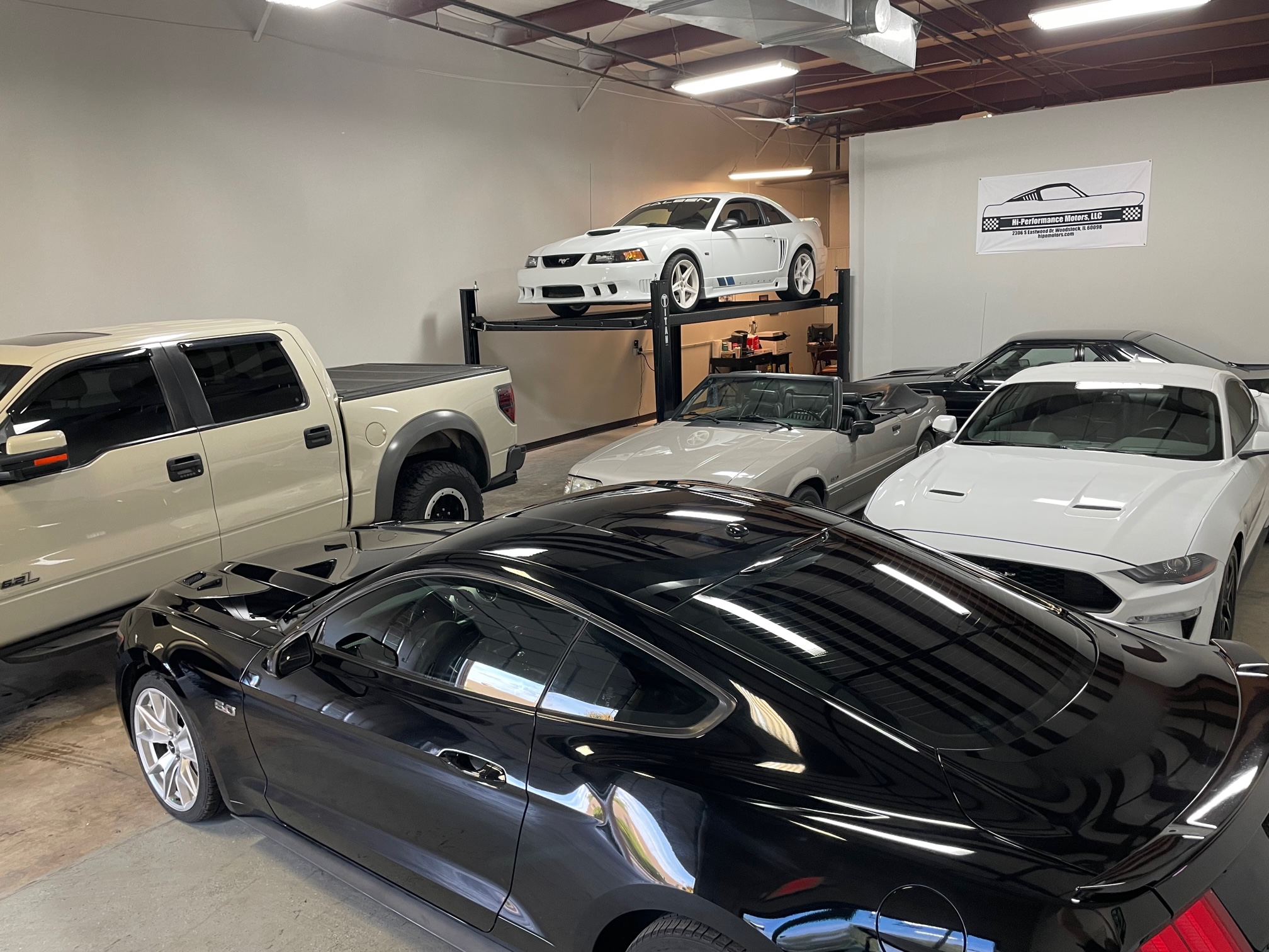 Hi-Performance Motors in Woodstock, IL | Cars Available | Autotrader