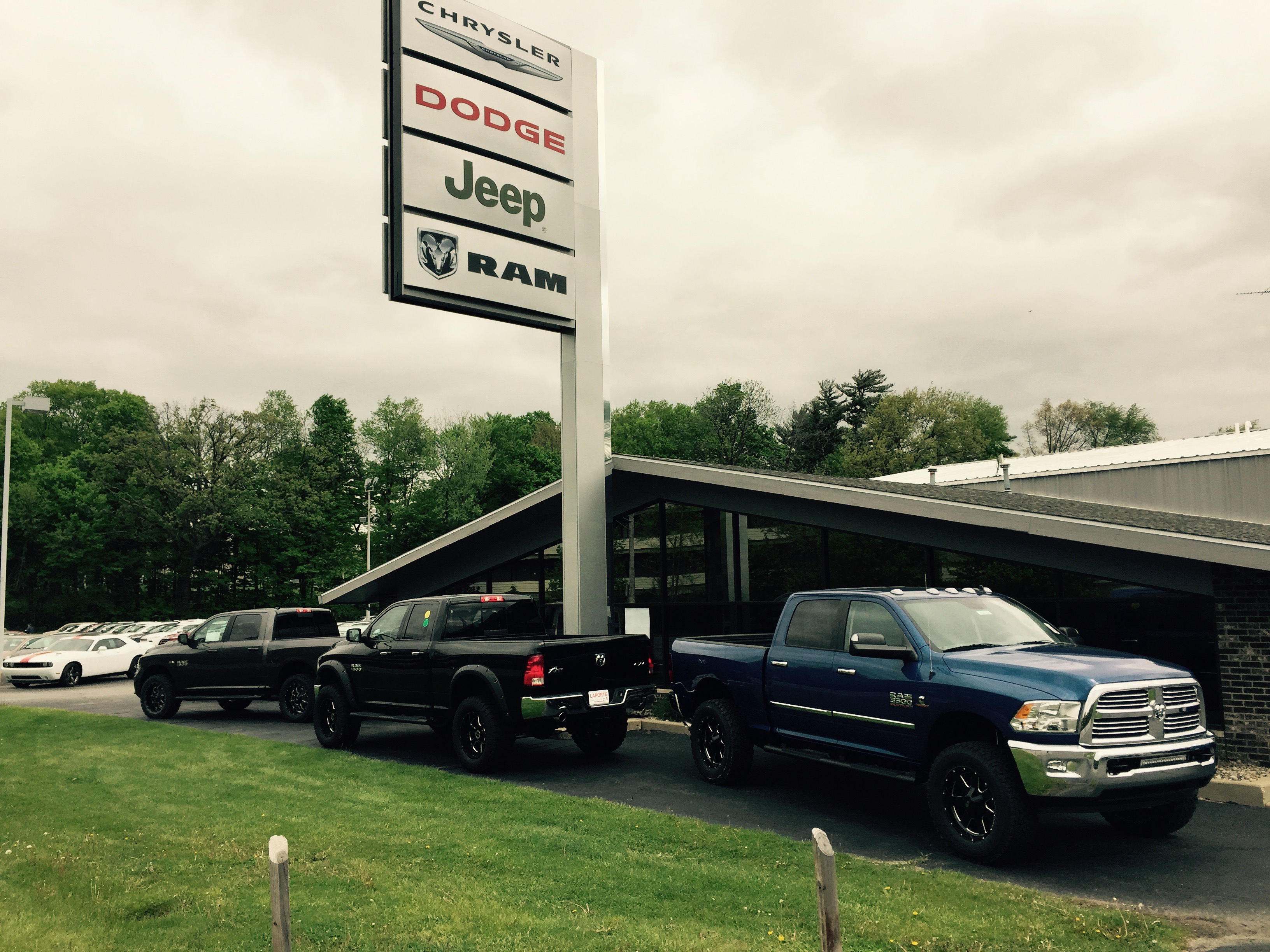 La Porte Chrysler Dodge Jeep Ram