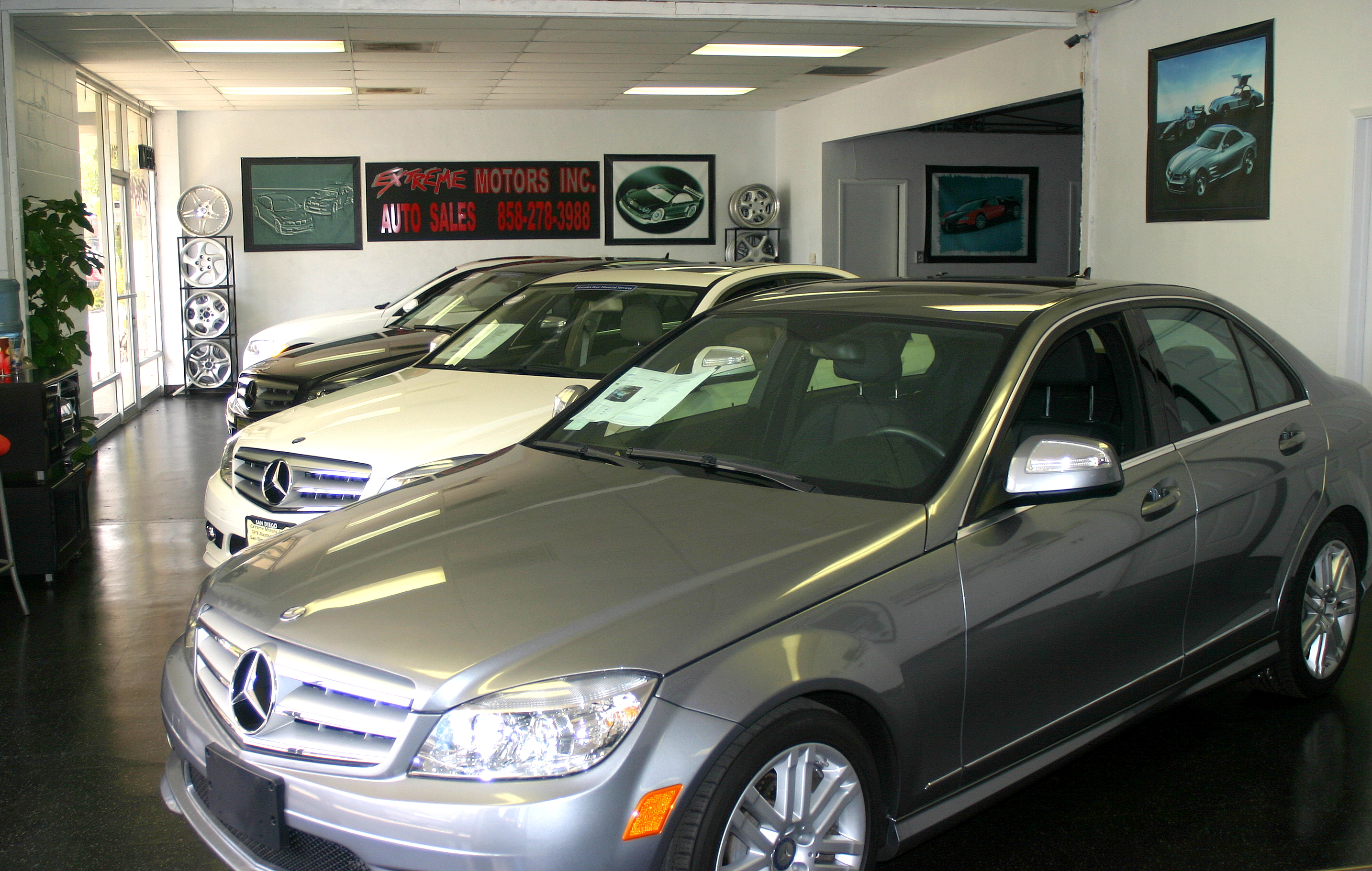 Extreme Motors Inc. in San Diego, CA | Rated 4.8 Stars | Kelley Blue Book