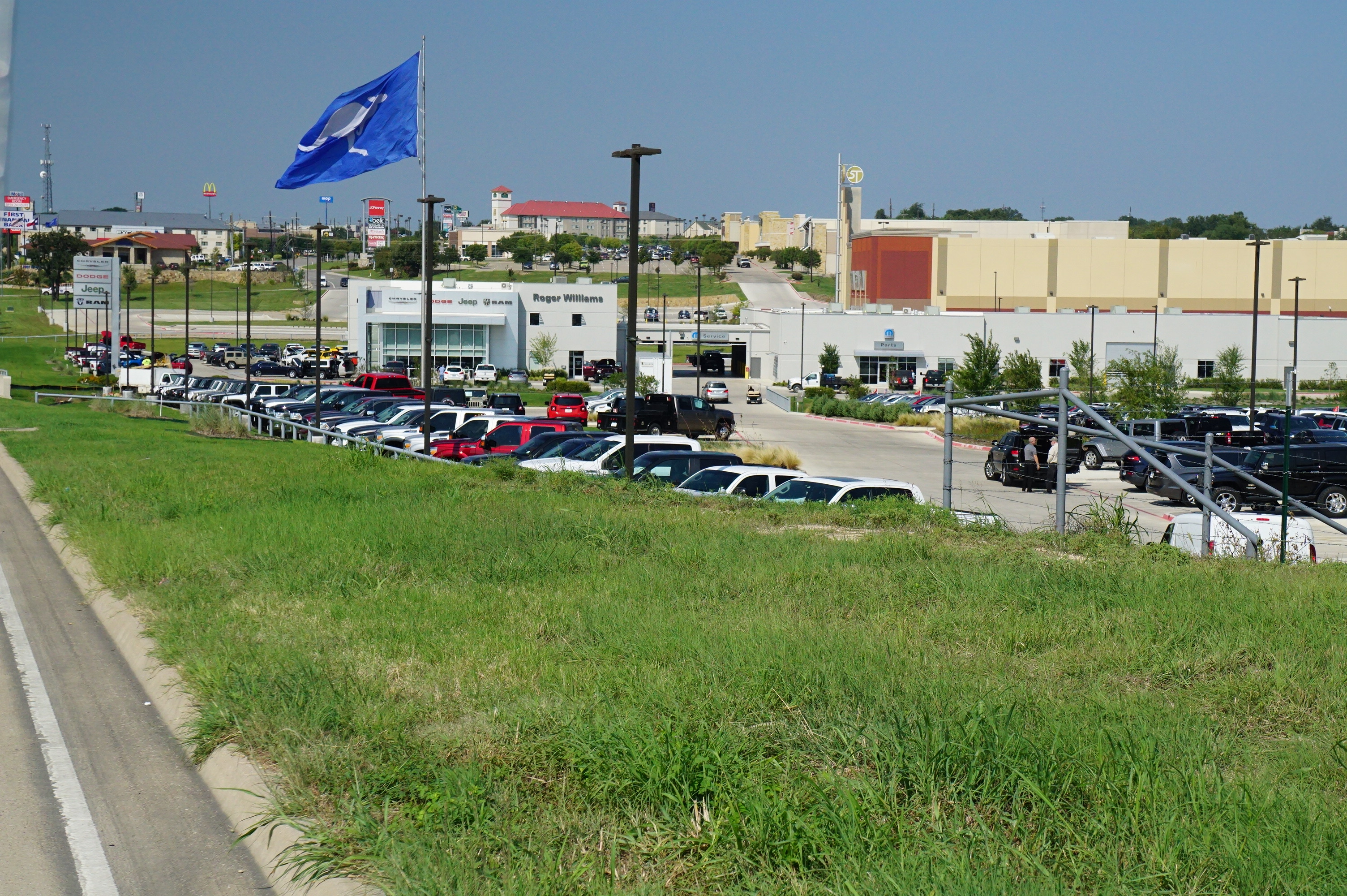 Roger Williams Chrysler Dodge Jeep Ram in Weatherford, TX | 233 Cars ...