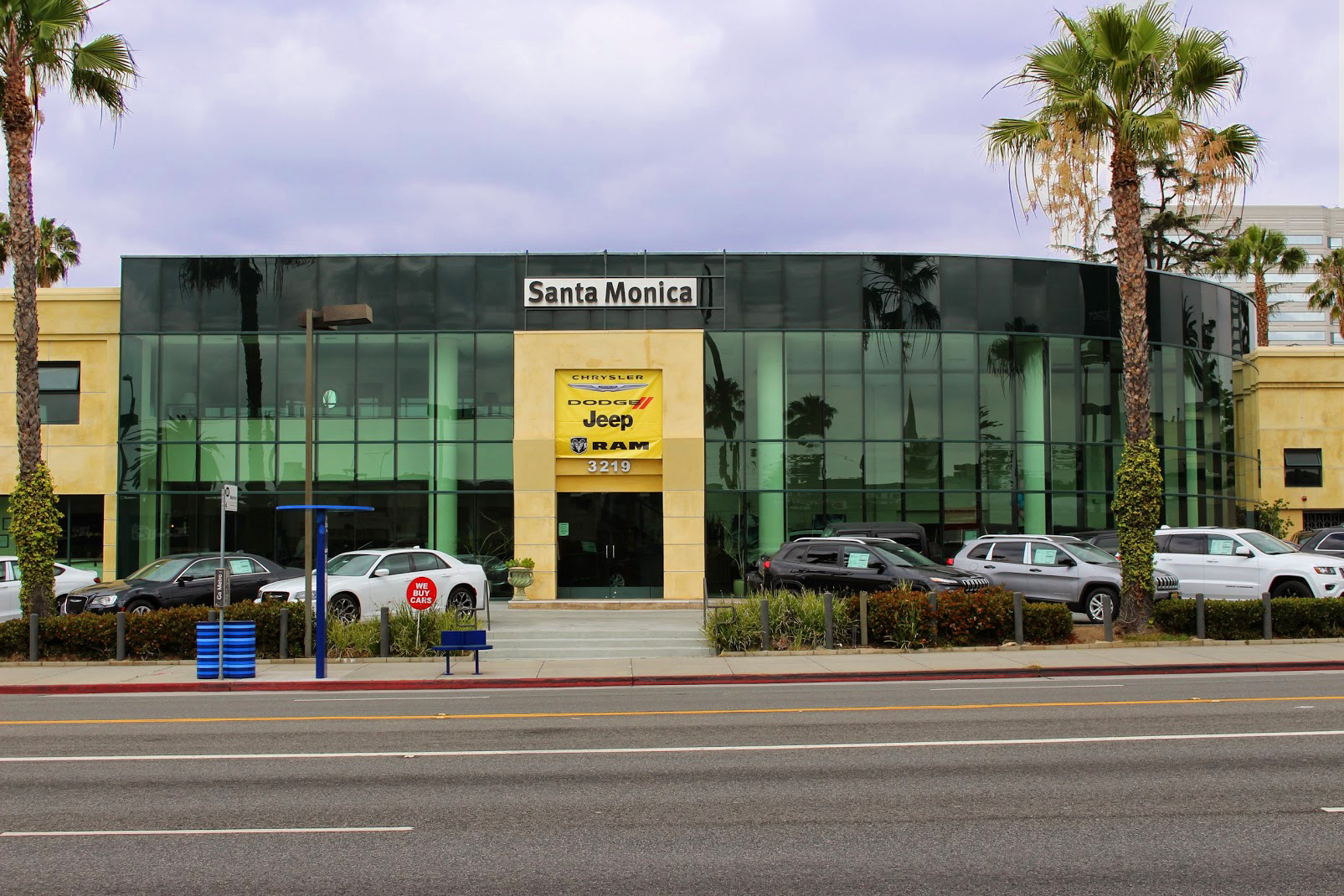 Santa Monica Chrysler Jeep Dodge Ram in Santa Monica, CA | 113 Cars ...