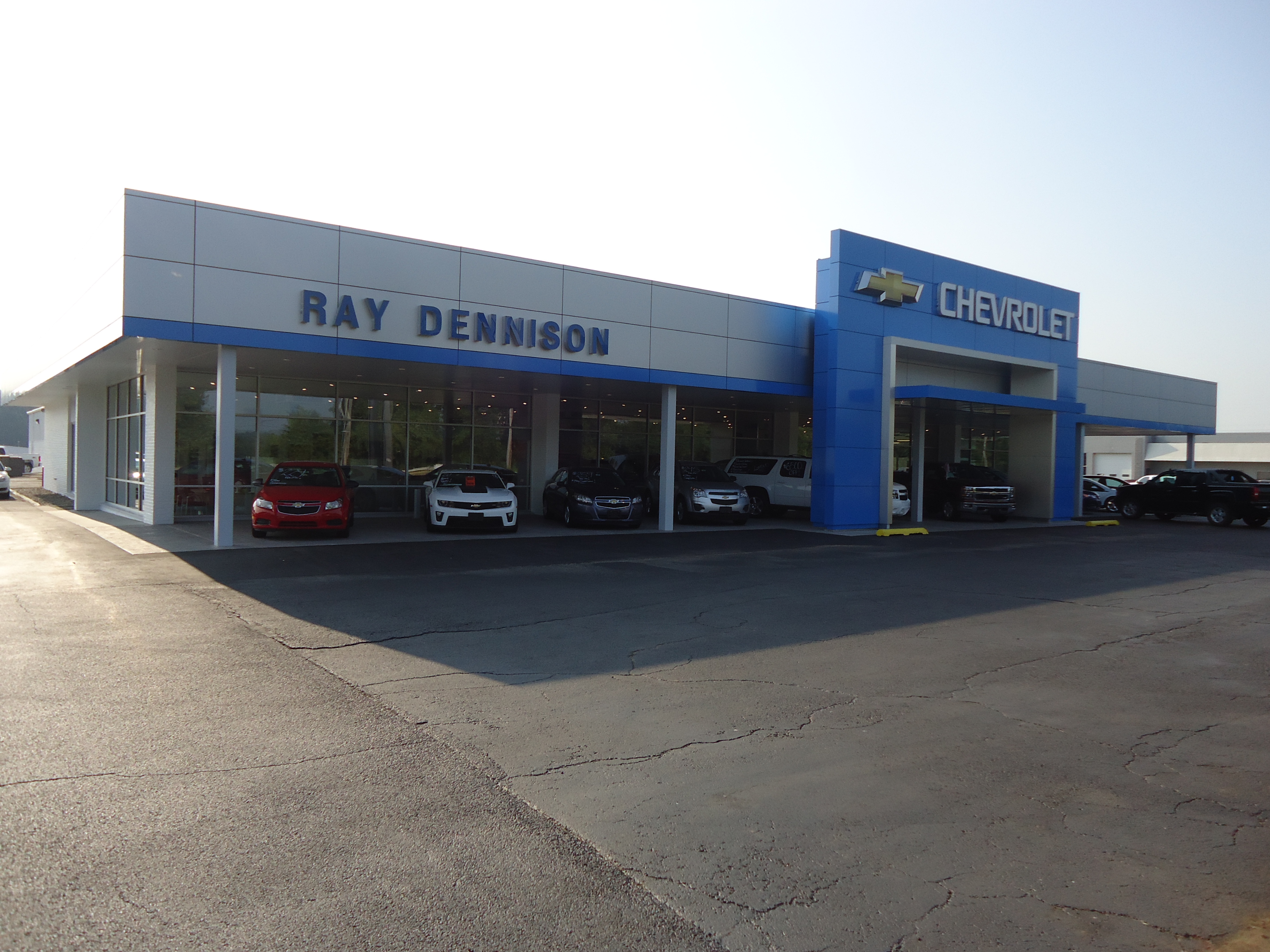 Ray Dennison Chevrolet in Pekin, IL | Rated 4.9 Stars | Kelley Blue Book