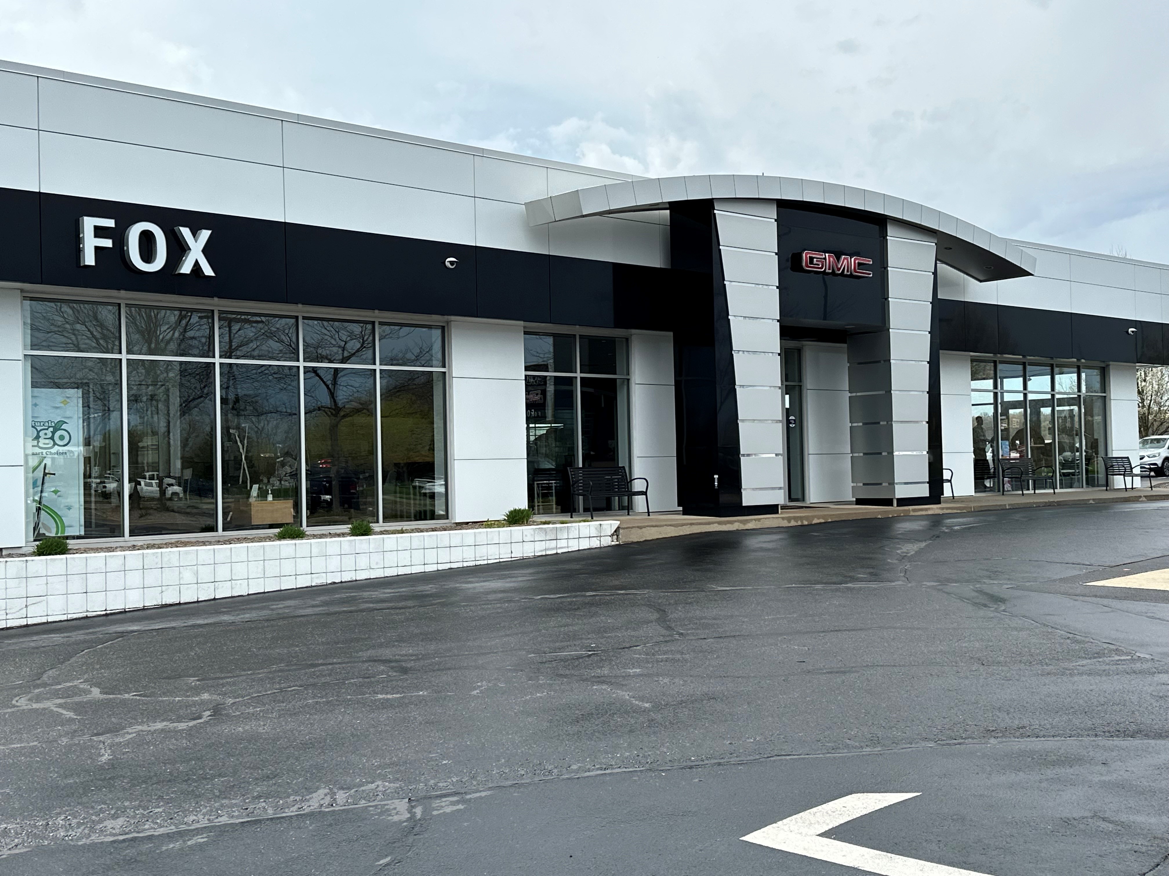 Fox GMC in Comstock Park, MI | 174 Cars Available | Autotrader