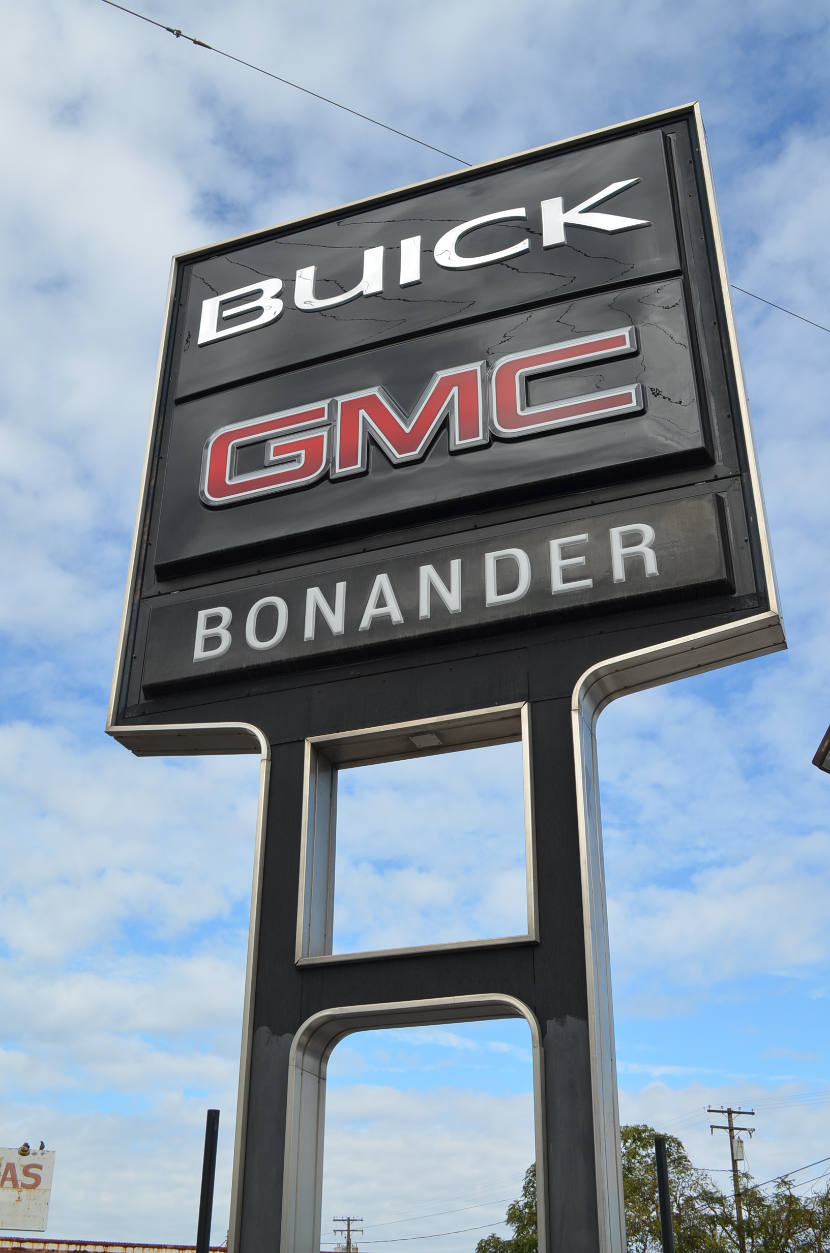Bonander GMC in Turlock, CA | Rated 4.5 Stars | Kelley Blue Book