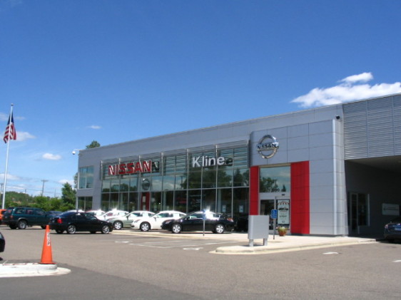 Kline Nissan in Maplewood, MN | Rated 4.9 Stars | Kelley Blue Book
