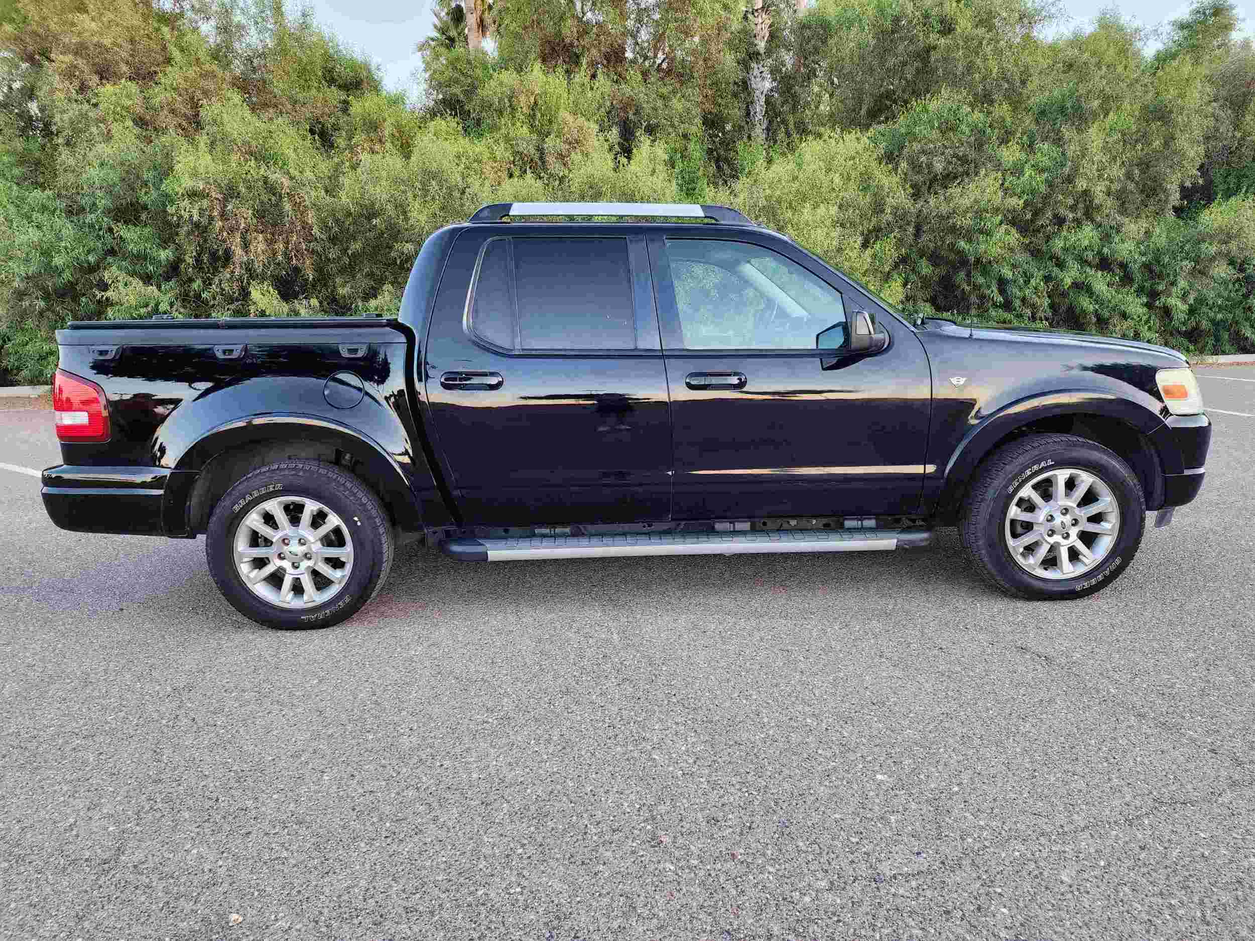 2007 Ford Explorer Sport Trac Limited