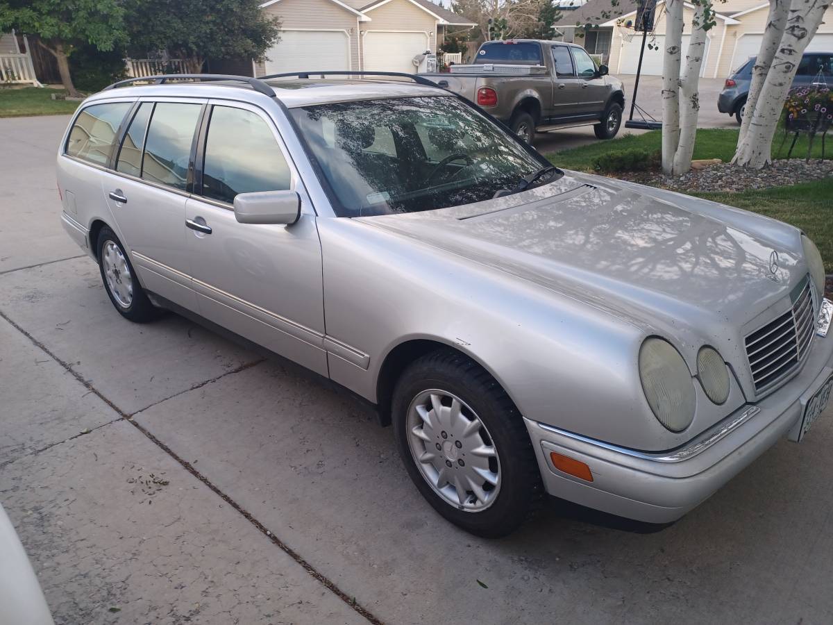 1998 Mercedes E320 Wagon