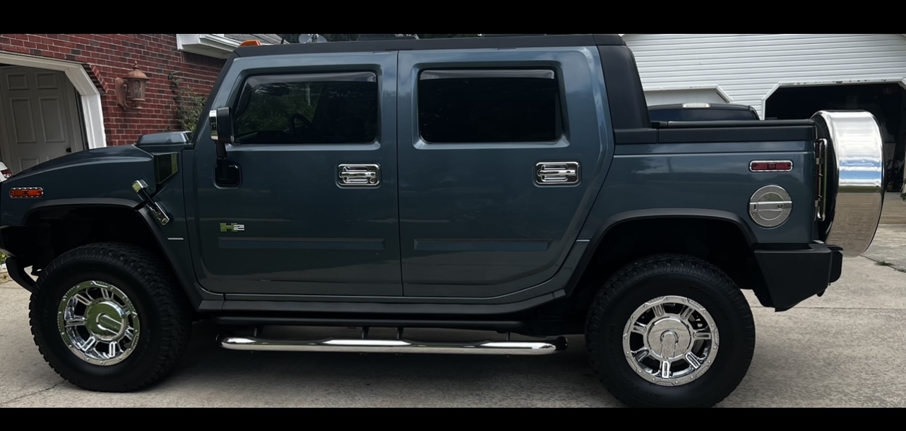 Hummer H2 Green