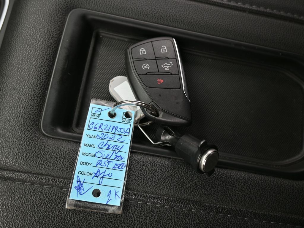 Pre-Owned 2022 Chevrolet Silverado 1500 RST 4D Crew Cab in Miami Lakes ...