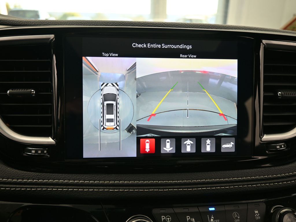 Pre-Owned 2024 Chrysler Pacifica Limited 4D Passenger Van in Miami ...