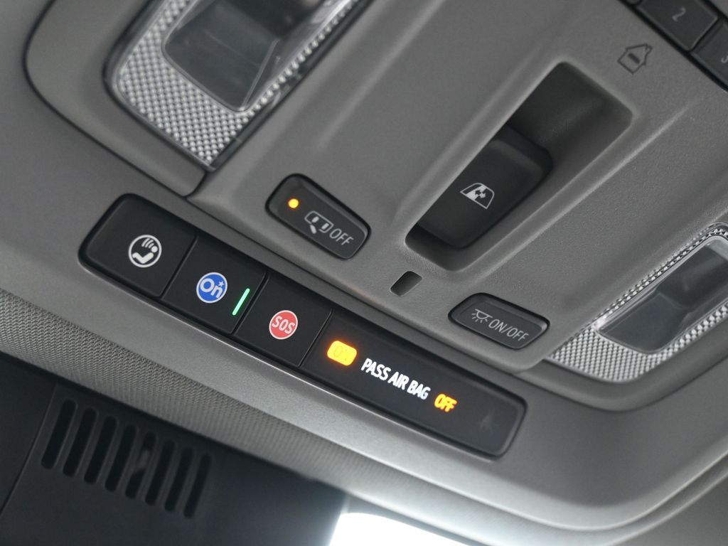 Pre-Owned 2022 Chevrolet Silverado 1500 RST 4D Crew Cab in Miami Lakes ...