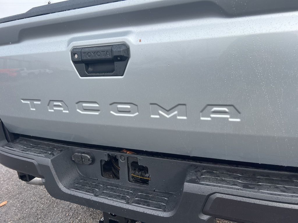 Used 2024 Toyota Tacoma SR in Moon Township PA | 3TYJDAHN0RT013909 ...